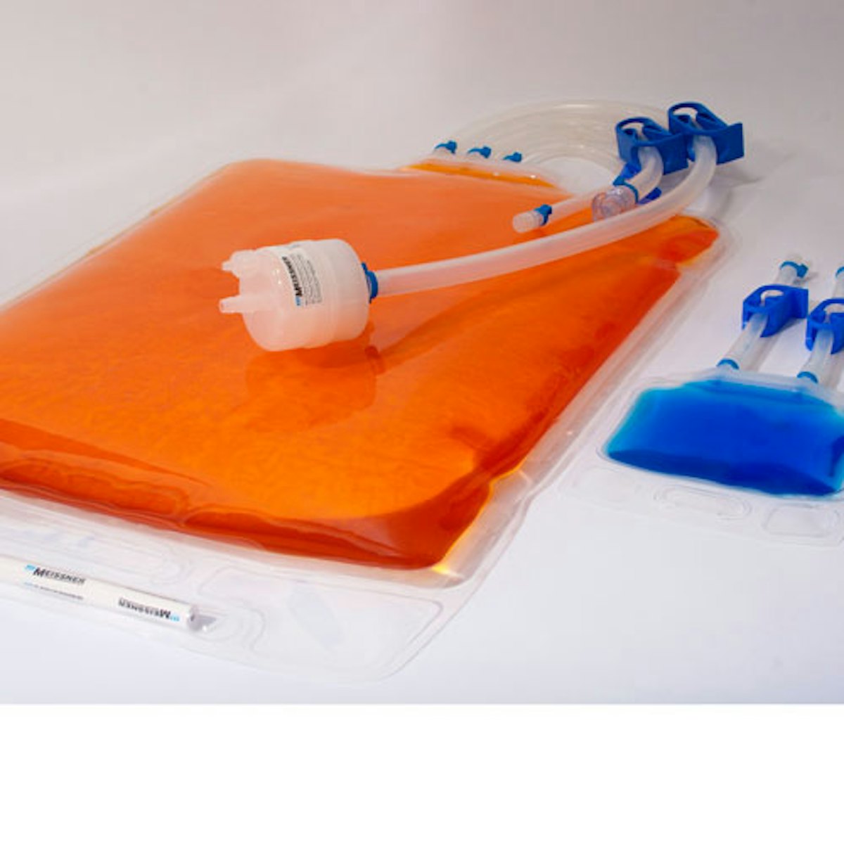 End-ported biocontainers | Healthcare Packaging