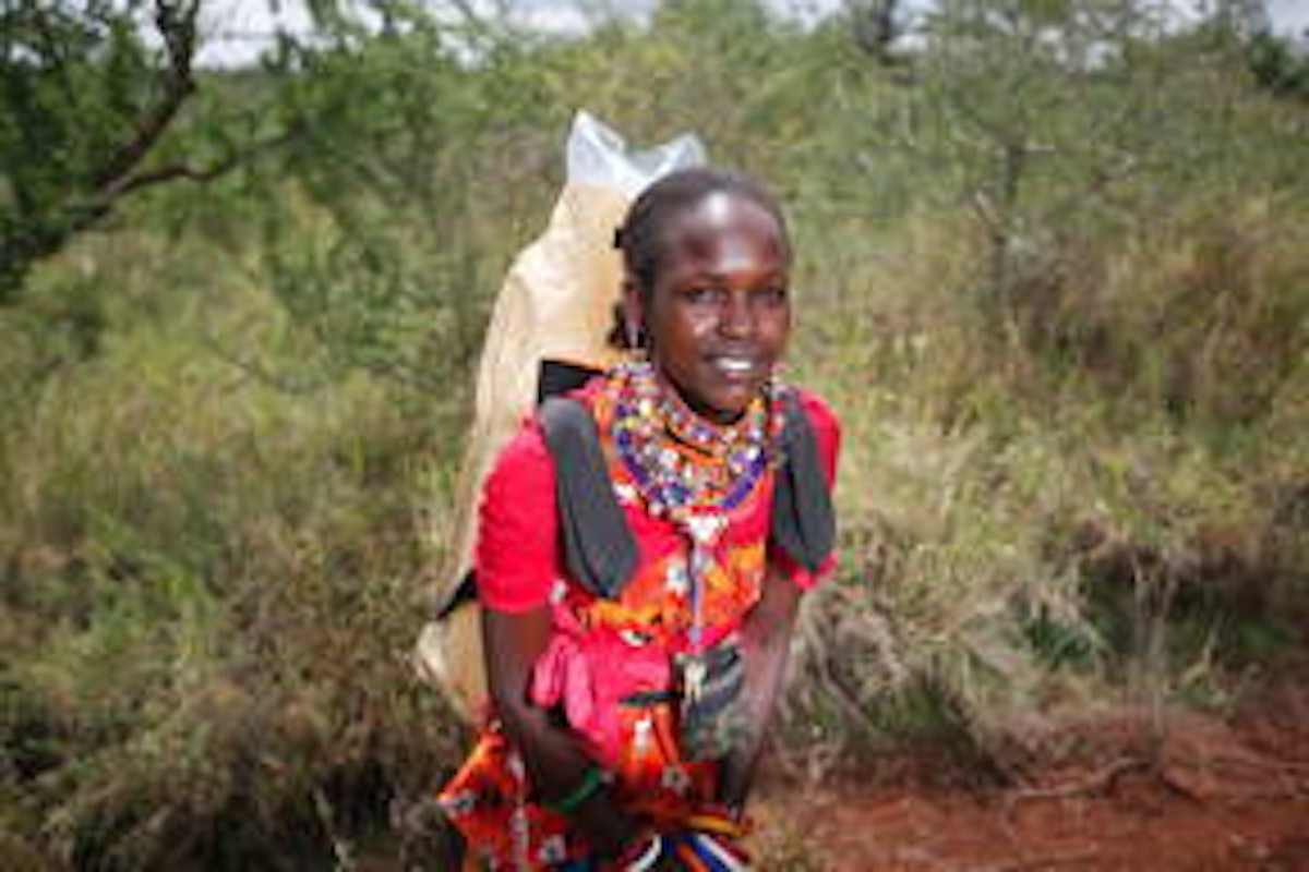Backpack eases human transport of water in developing countries ...