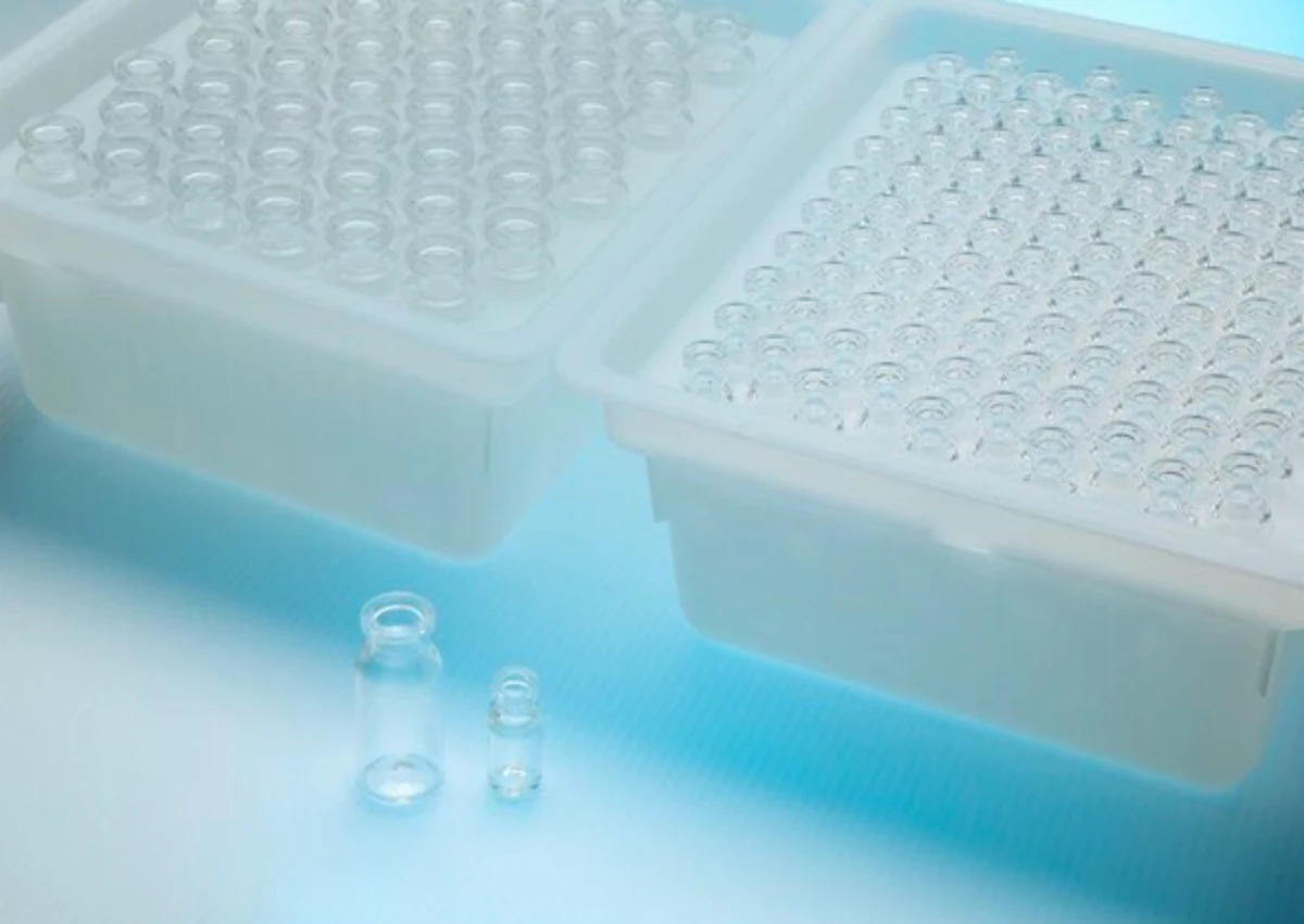 Daikyo Crystal Zenith (CZ) Ready-to-Use Nested Vials in Tub From: West ...