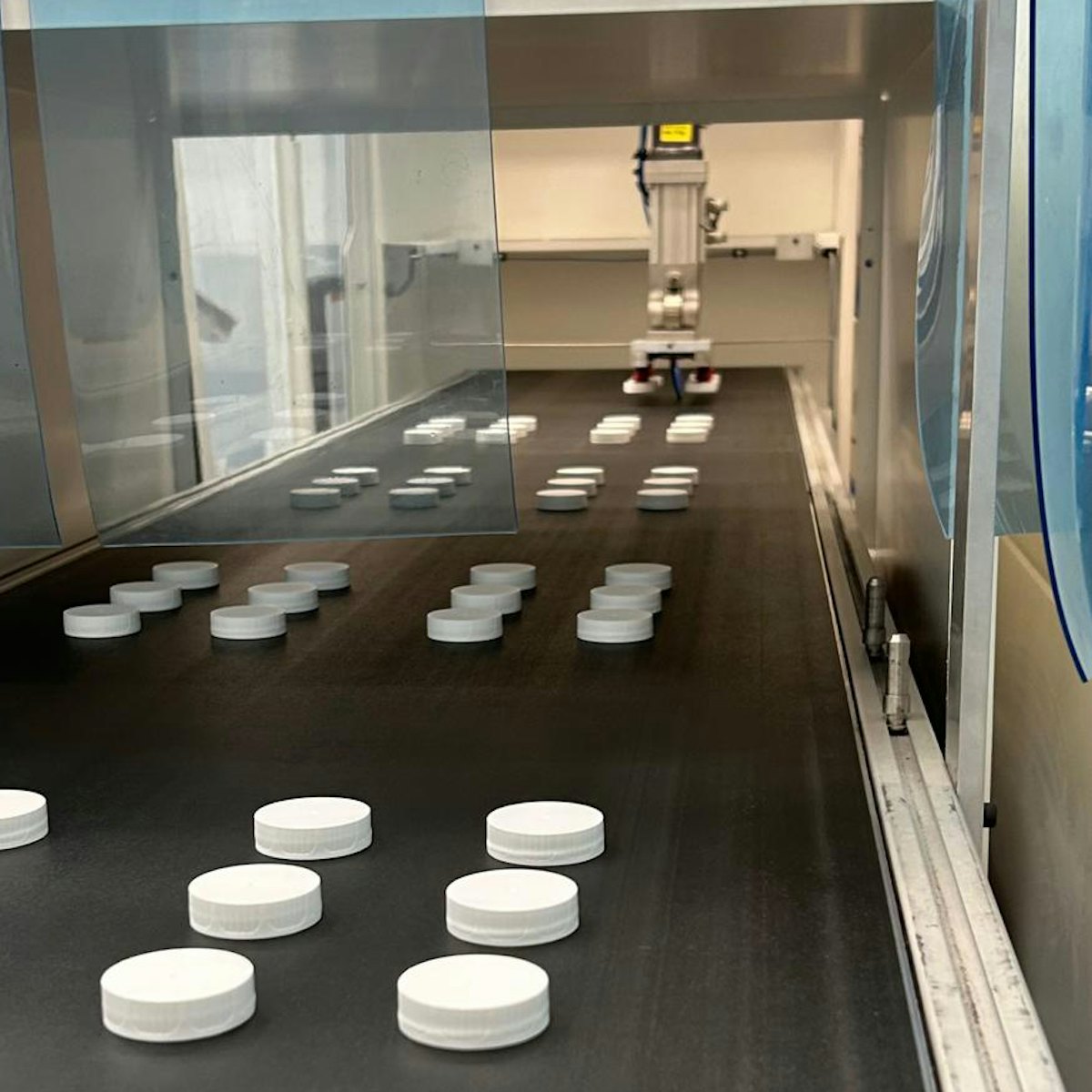 Integrated Bottle and Cap Production From: LOG Pharma packaging ...